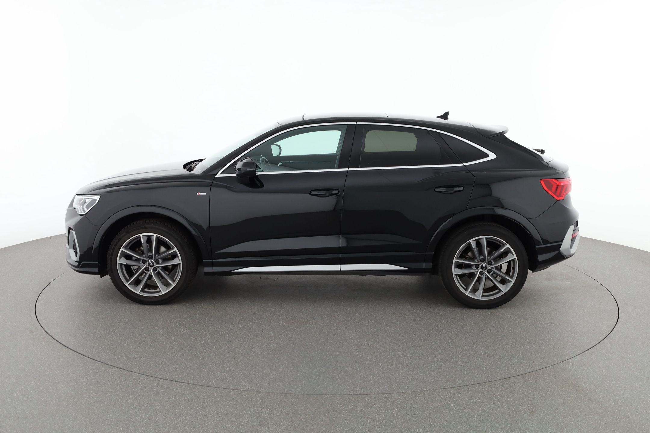Audi Q3 Sportback 35 TFSI ACT S line, Benzine, € 39.750