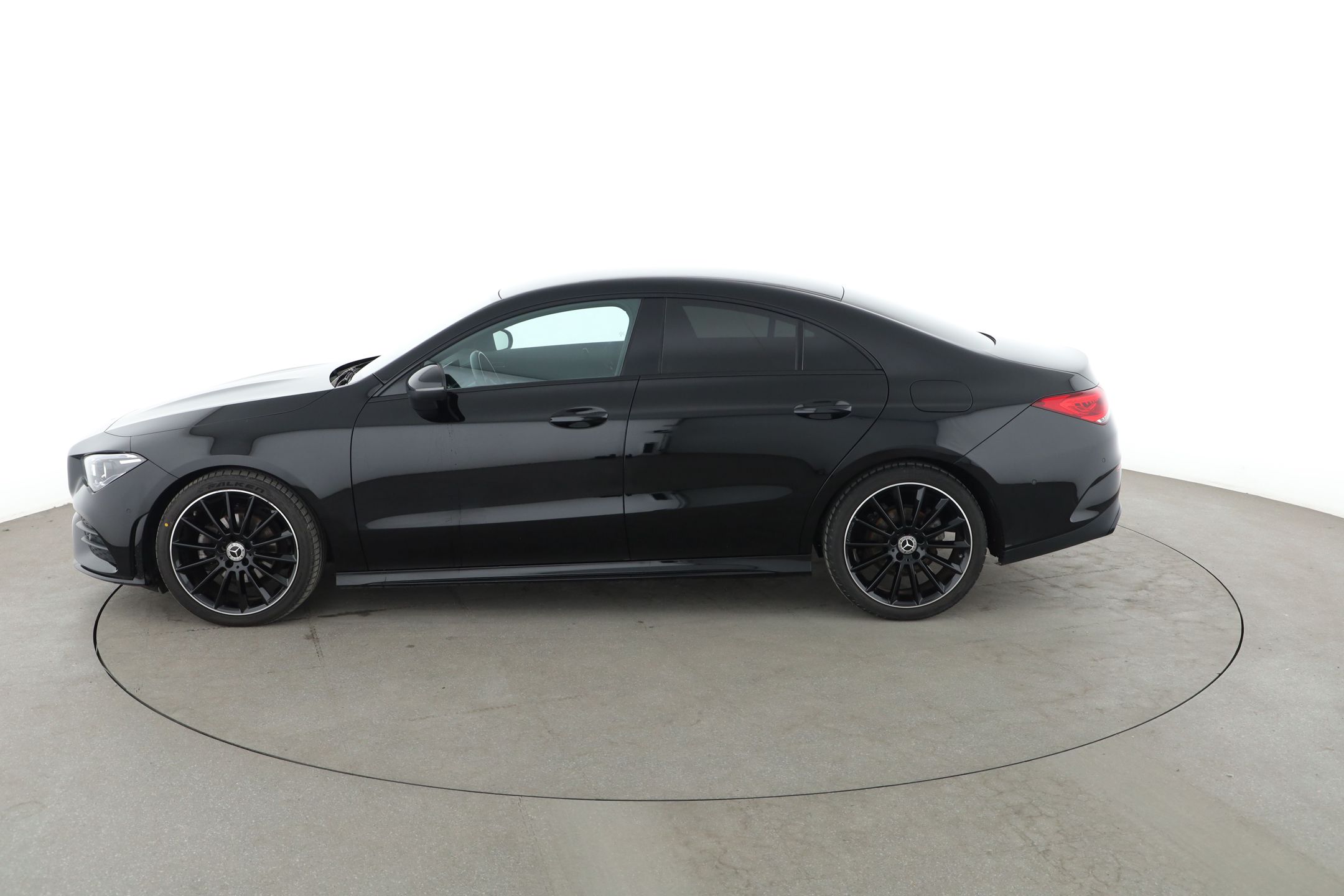 Mercedes-Benz CLA-Klasse CLA 180 AMG Line, Benzin, 33.500