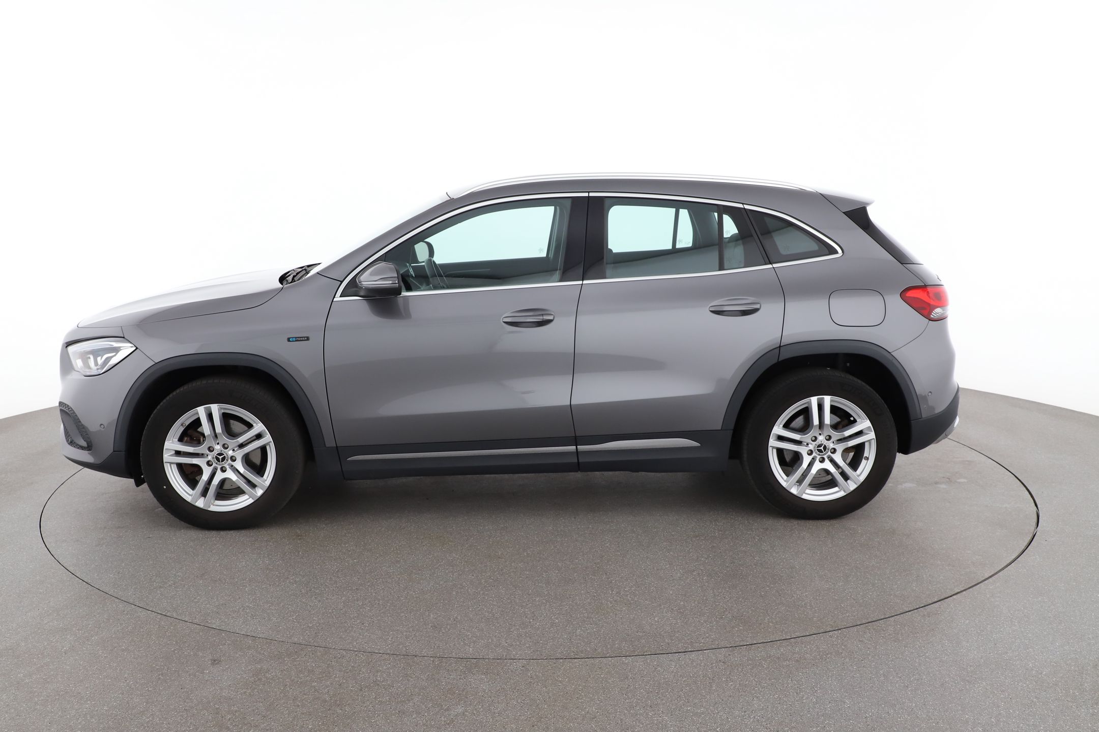 Mercedes-Benz GLA-Klasse GLA 250e Progressive, Hybride, € 28.650